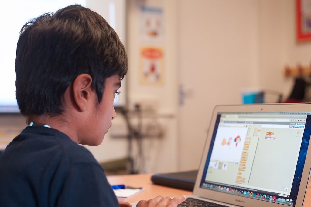 Scratch: Interactive Comics - Superheroes — BlueShift Education